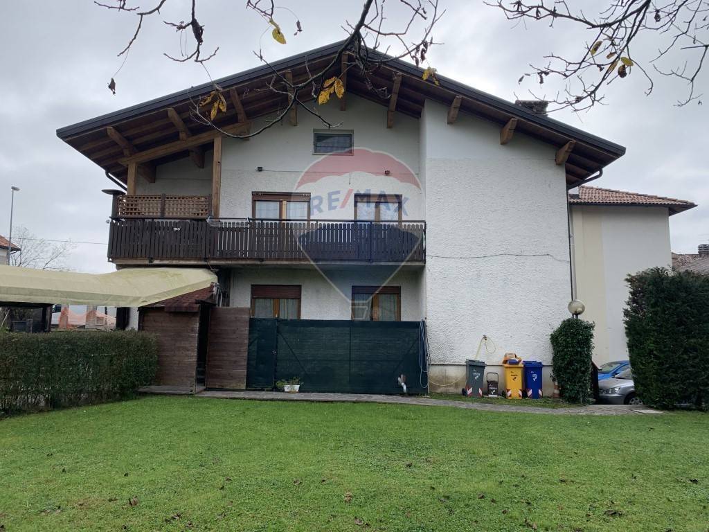 Villa Bifamiliare in vendita a Cesiomaggiore via Santa Giustina, 2