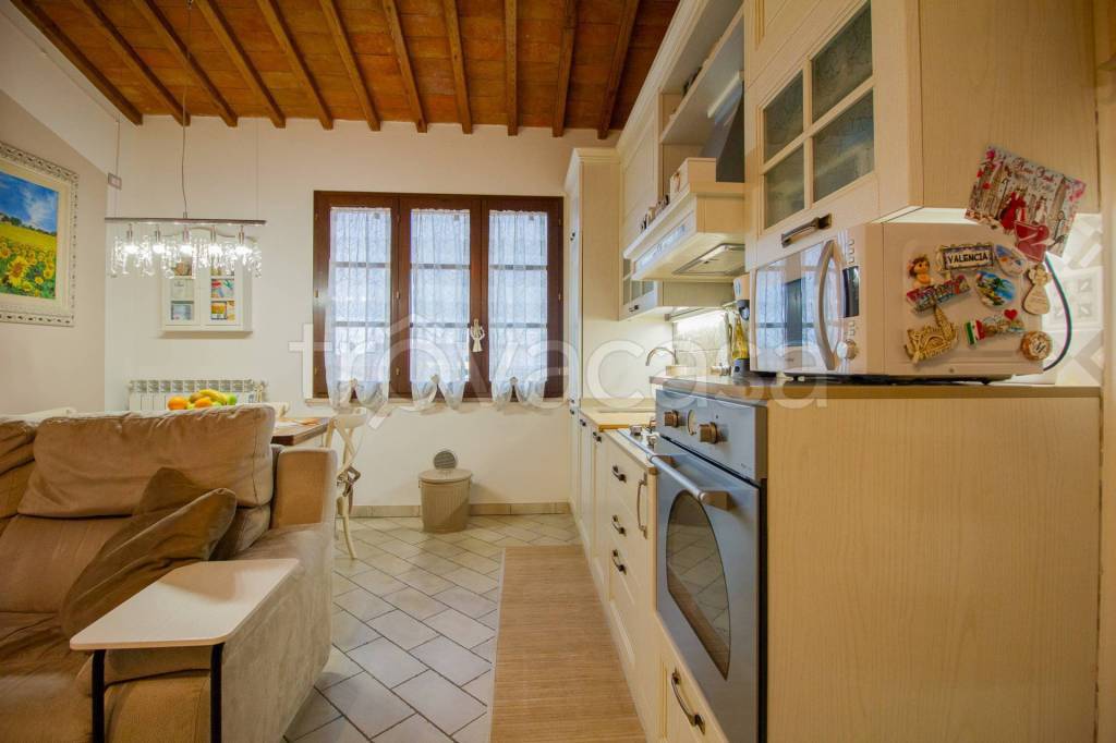 Appartamento in vendita a Calcinaia via Pierluigi Pieruccetti, 10