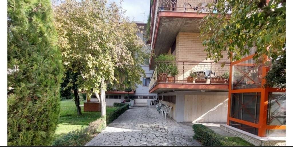 Appartamento in in vendita da privato ad Ascoli Piceno via dei Settembrini