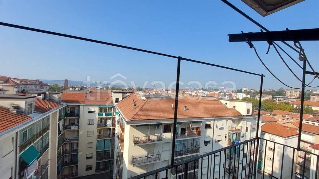 Appartamento in vendita ad Asti via beato commentina, 24