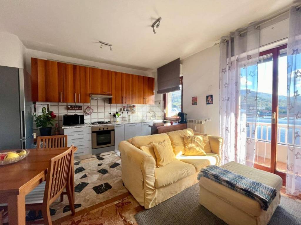 Appartamento in vendita a Busalla via Carlo Navone, 7