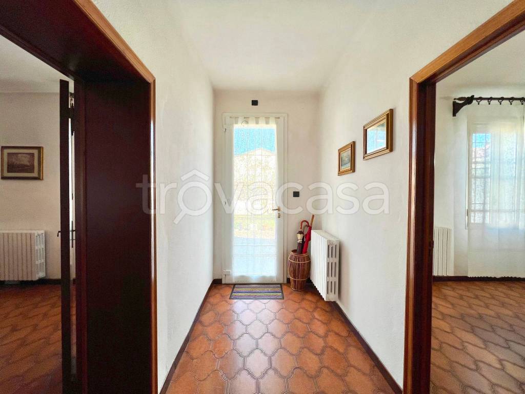 Villa in vendita ad Argenta via Viazzola, 34