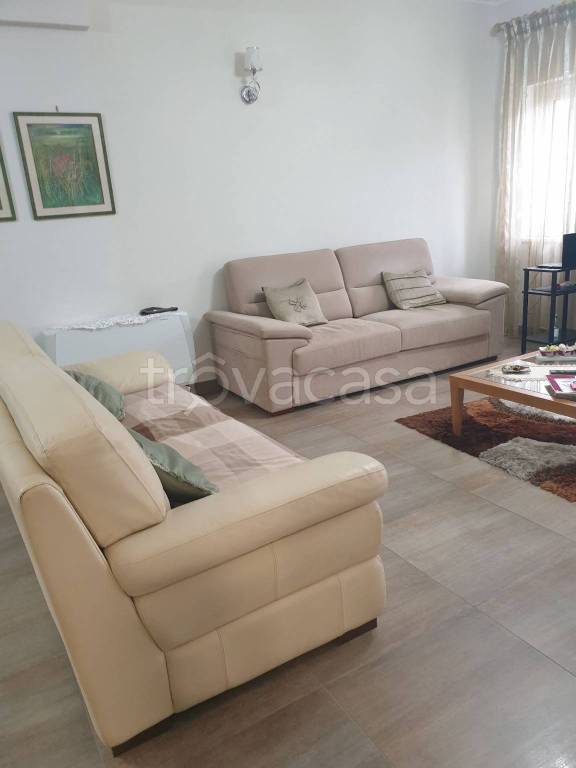 Villa a Schiera in in vendita da privato a Crotone via Belgio, 9