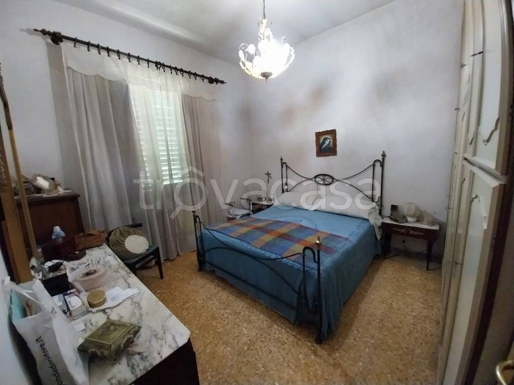 Casa Indipendente in vendita a Carmignano via Carmignanese