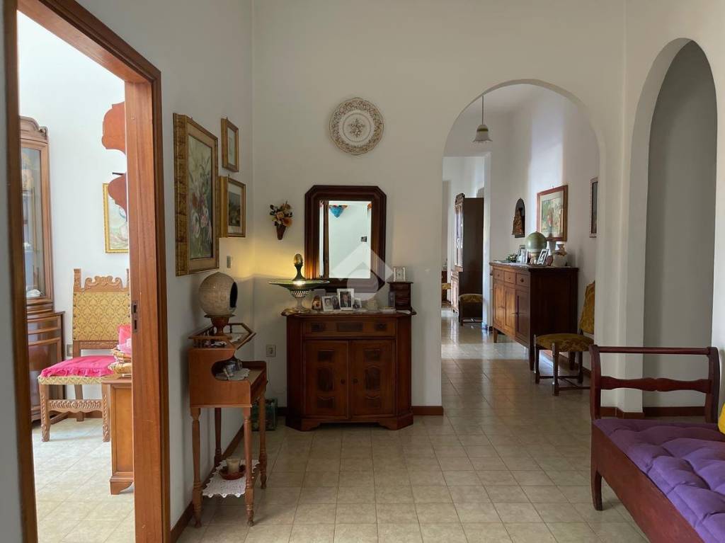 Appartamento in vendita a Grottaglie via V. Calò, 69