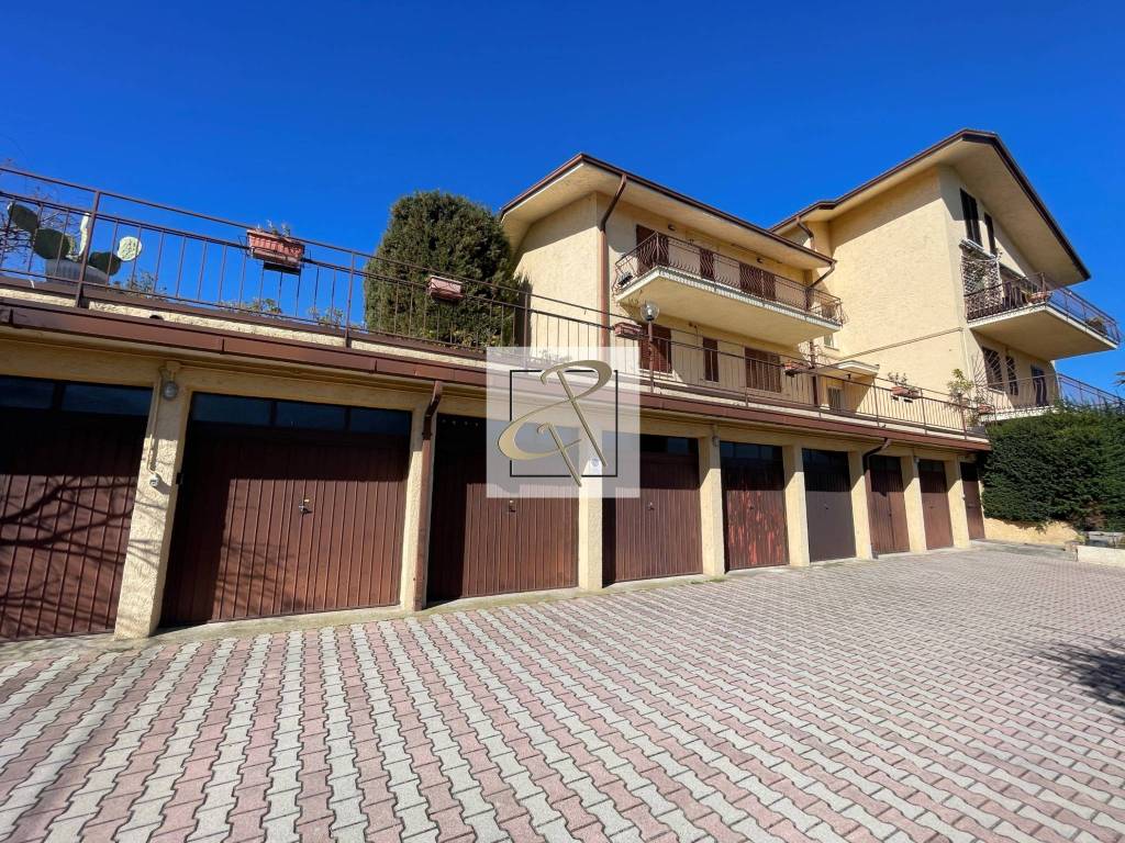 Appartamento in vendita a Bardolino strada La Ca'