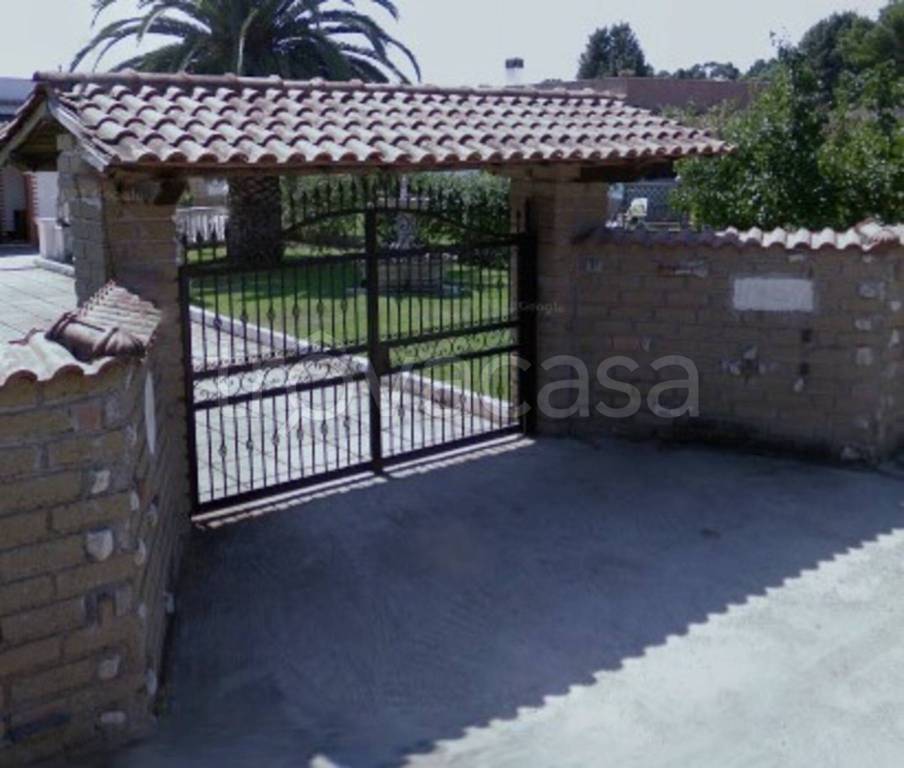 Appartamento all'asta ad Aprilia via Crati, 51