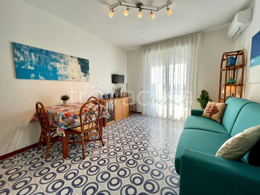 Appartamento in vendita a Caorle corso Venezia, 144