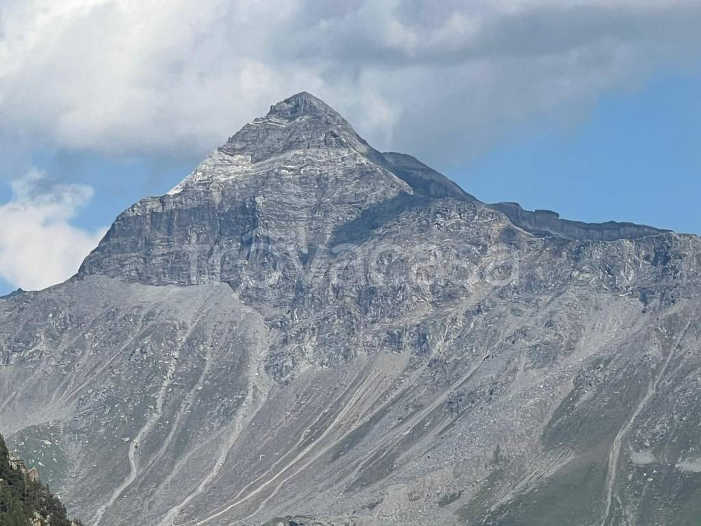 Appartamento in vendita a Chiesa in Valmalenco località Primolo, 45