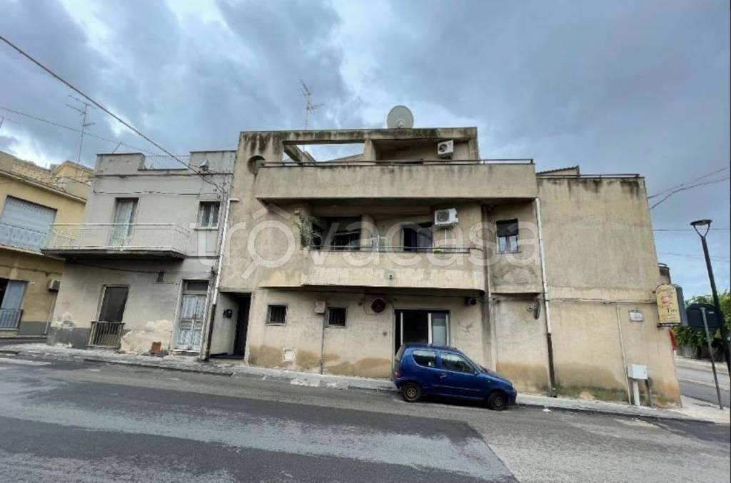 Appartamento all'asta a Comiso via p.Pe Di Piemonte