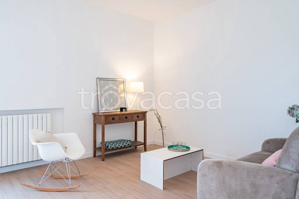 Appartamento in vendita a Città Sant'Angelo via Salara, 1