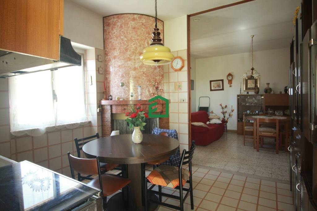 Villa in vendita a Lugnano in Teverina via del Centenario