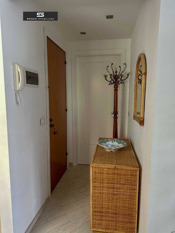 Appartamento in vendita ad Alba Adriatica via Emilia