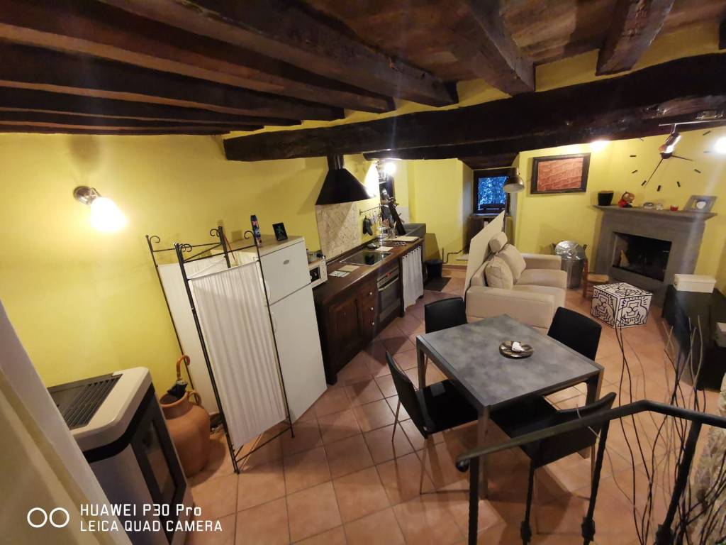 Casa Indipendente in vendita ad Amelia via Rimembranze