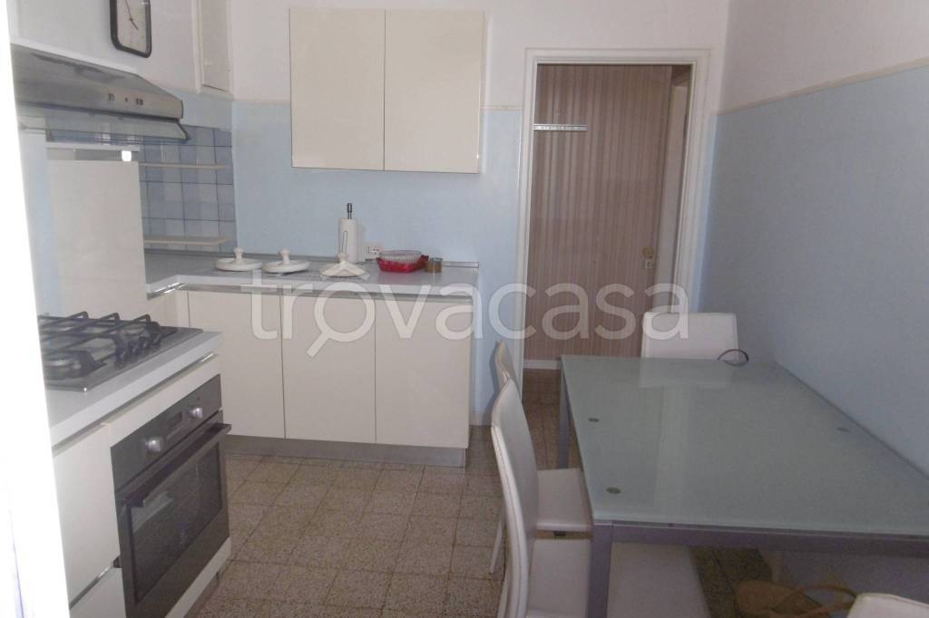 Appartamento in vendita a Montegranaro viale Zaccagnini