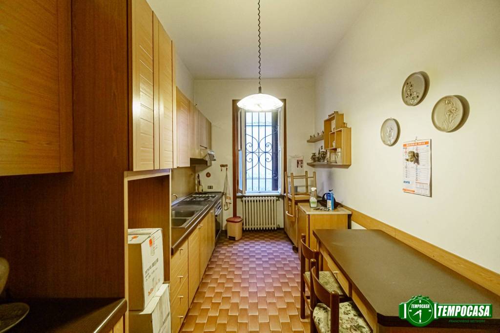 Villa Bifamiliare in vendita ad Albiate via Alessandro Manzoni, 8