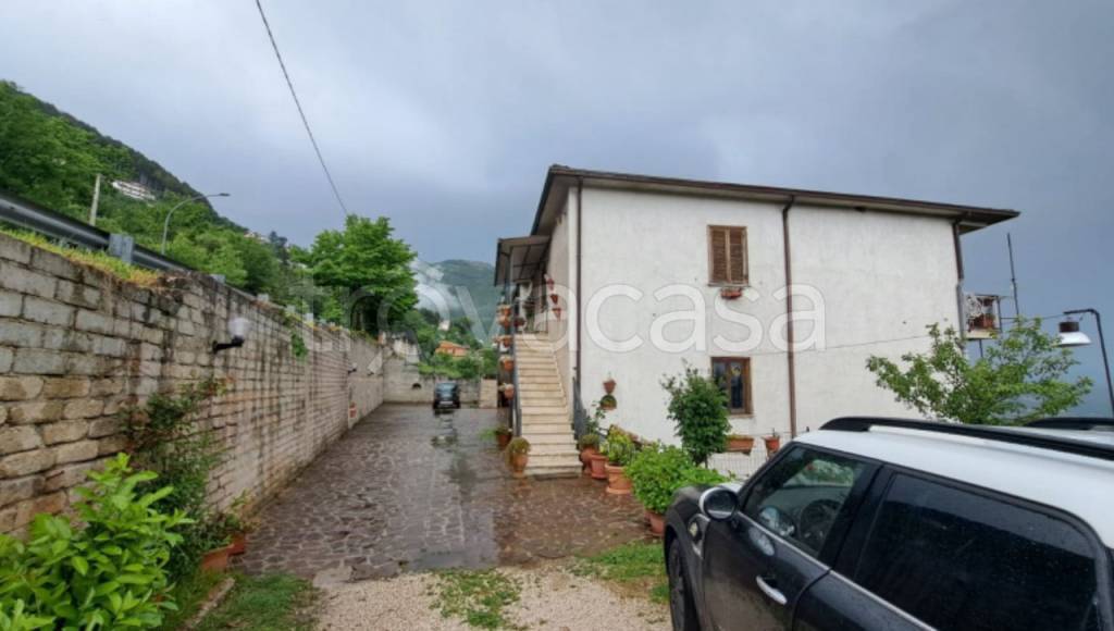 Appartamento all'asta a Poggio Bustone via Roma