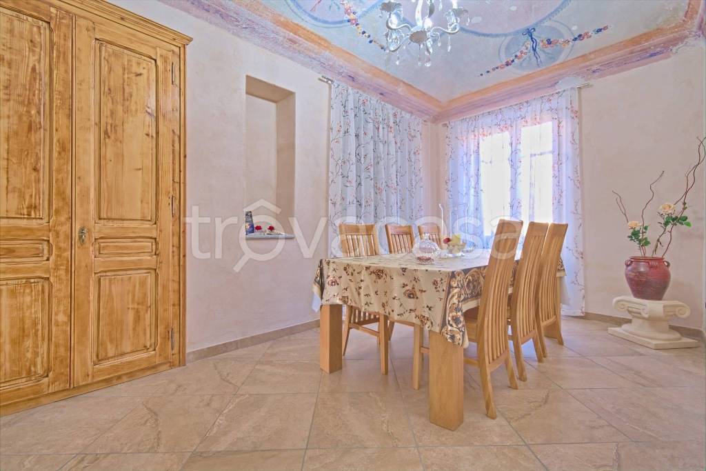 Casa Indipendente in vendita a Brusnengo via Rovasenda, 104