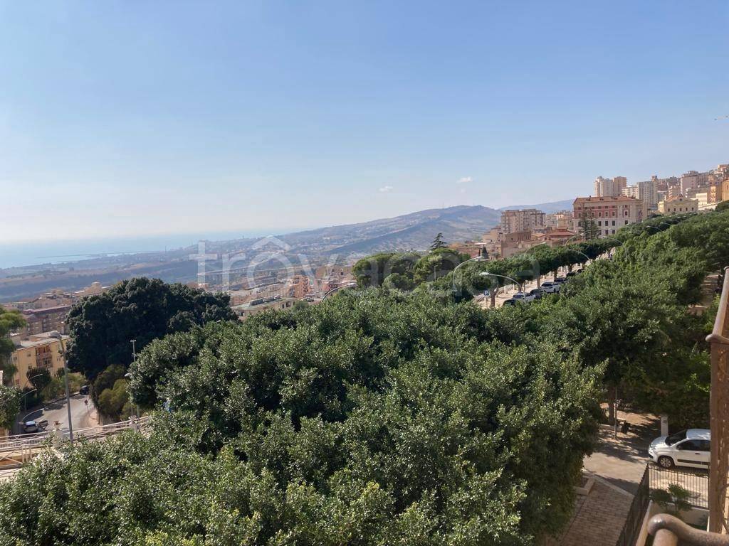 Appartamento in vendita ad Agrigento viale della Vittoria, 93