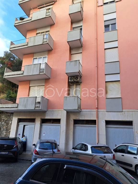 Appartamento in vendita a Catanzaro via Eugenio De Riso, 70