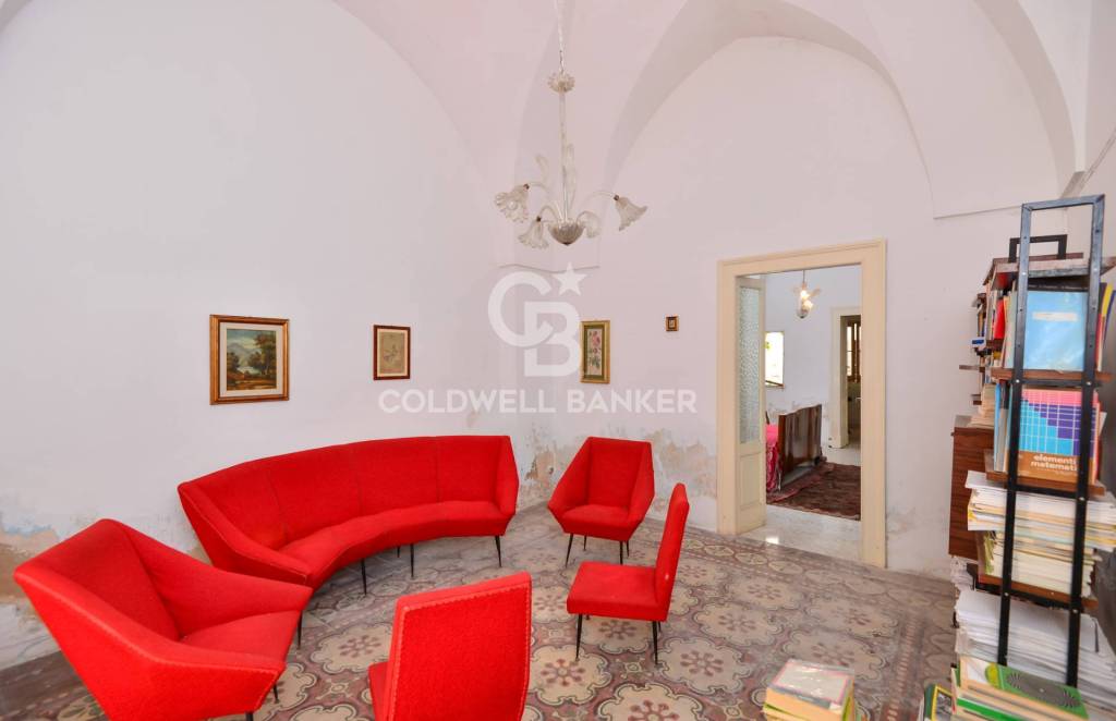 Casa Indipendente in vendita ad Aradeo via Giacomo Matteotti
