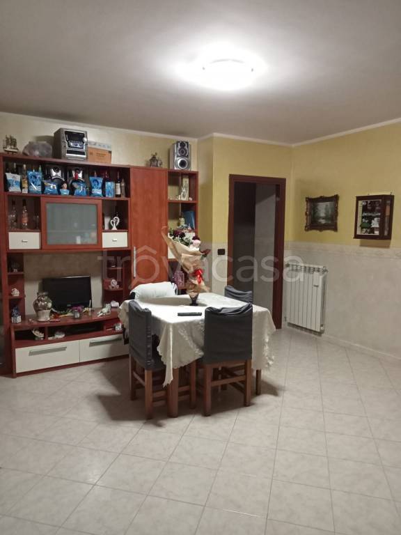 Appartamento in vendita ad Acerra via Grazia Deledda, 66