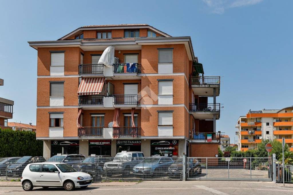 Appartamento in vendita ad Asti via Canelli, 16