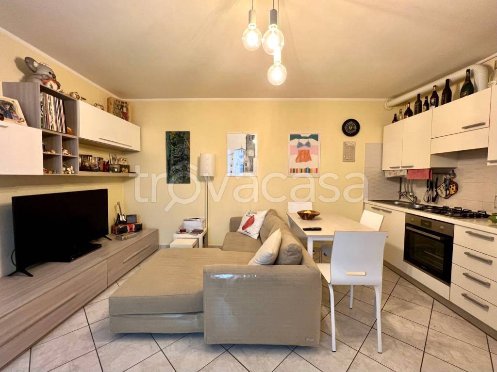 Appartamento in vendita a Lodi via Magenta