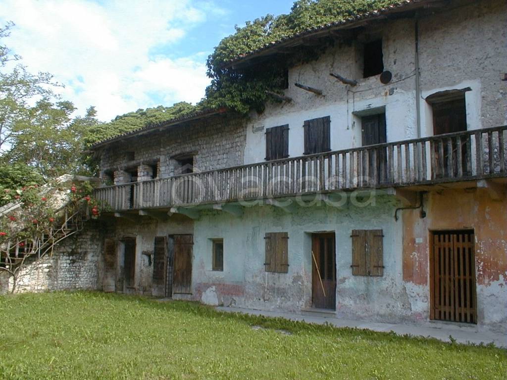 Rustico in in vendita da privato ad Aviano via del Borgo, 3