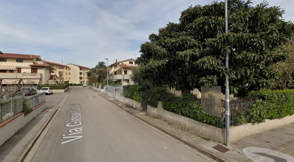 Appartamento all'asta a Poggio a Caiano via giosue' carducci