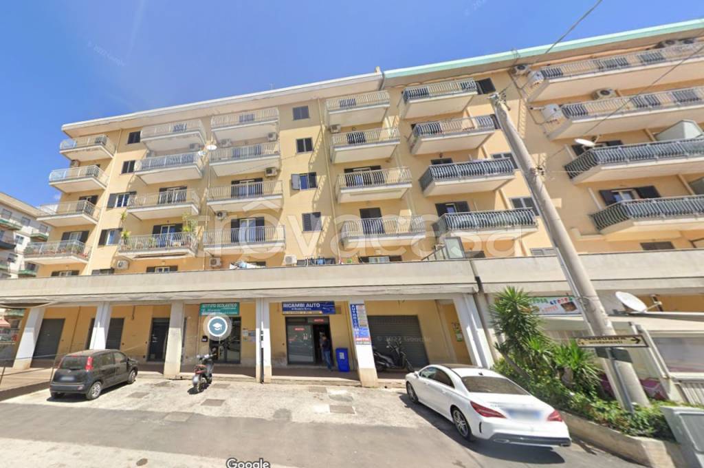 Appartamento all'asta a Floridia via V.Emauele