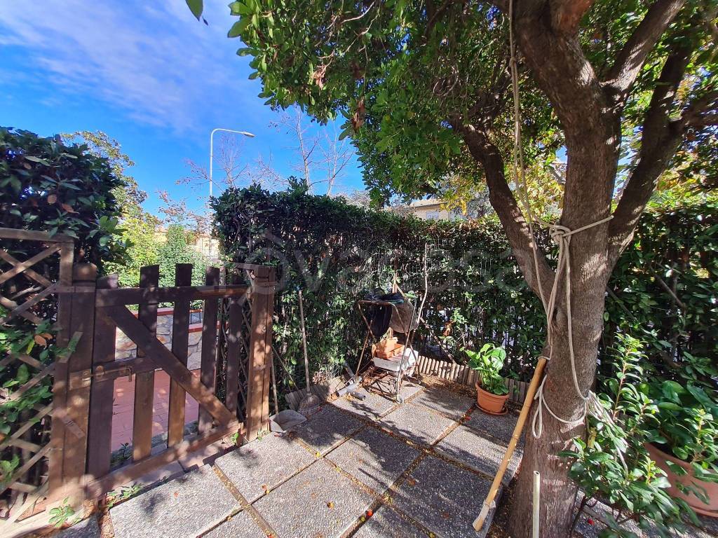 Villa Bifamiliare in vendita a Campiglia Marittima via Lazio