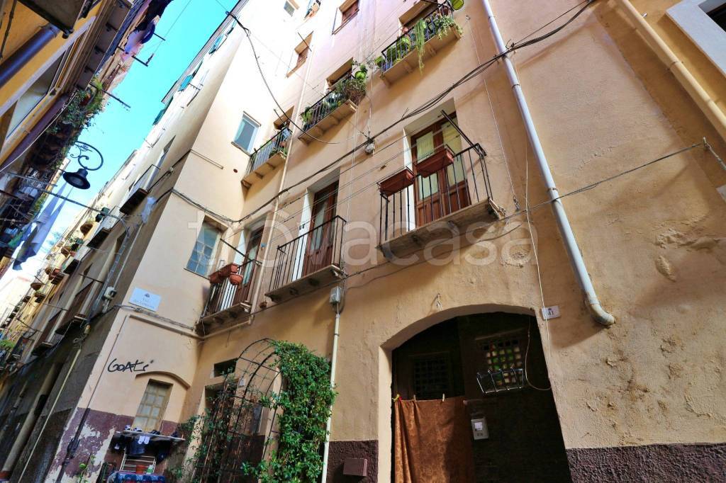 Appartamento in vendita a Cagliari via dei Genovesi, 43
