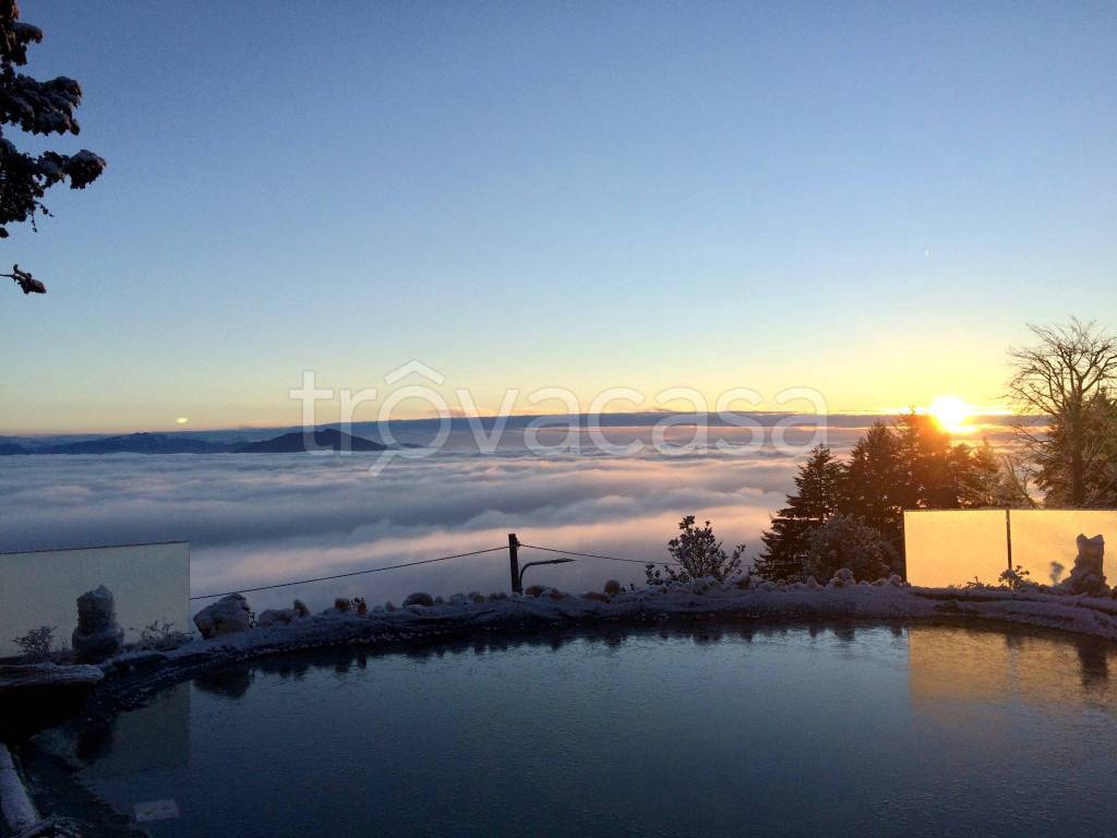 Villa Bifamiliare in in vendita da privato a Gignese via per Gignese, 8