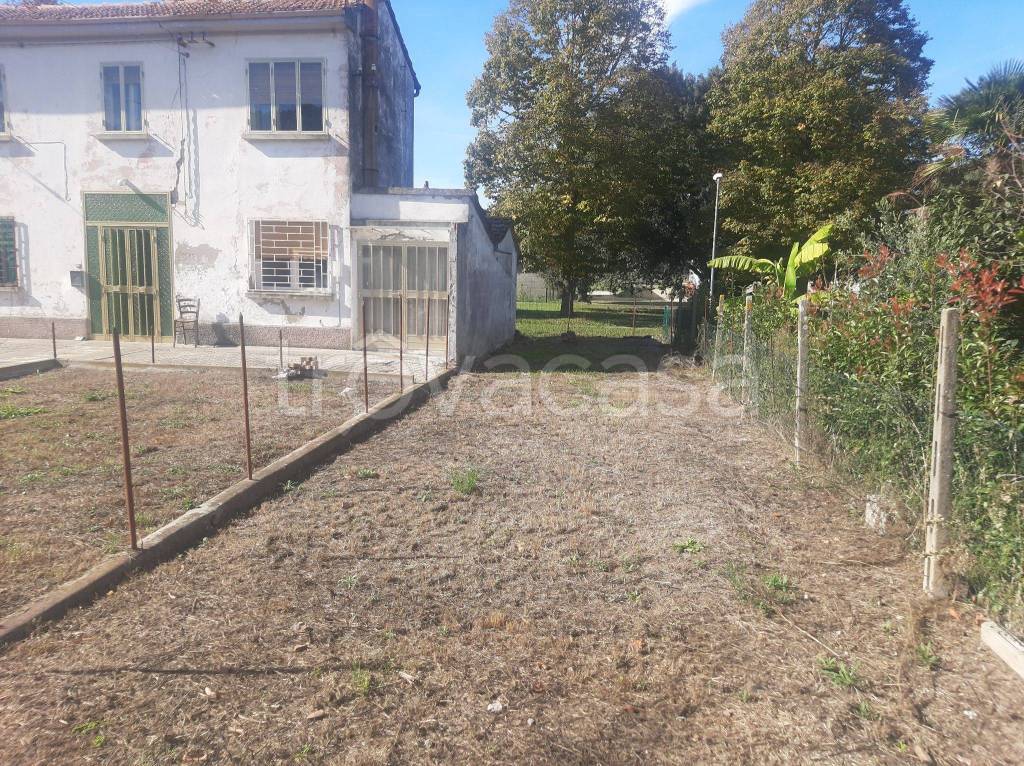 Rustico in in vendita da privato ad Argenta via Viazzola, 21