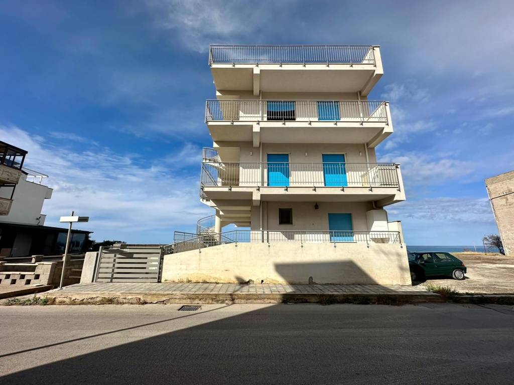 Appartamento in vendita a Capo d'Orlando via Trazzera Marina, 346