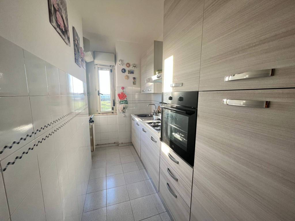 Appartamento in vendita ad Aprilia via Danimarca, 14