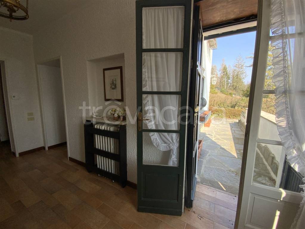 Villa in vendita a Gignese via Sasso Papale, 51