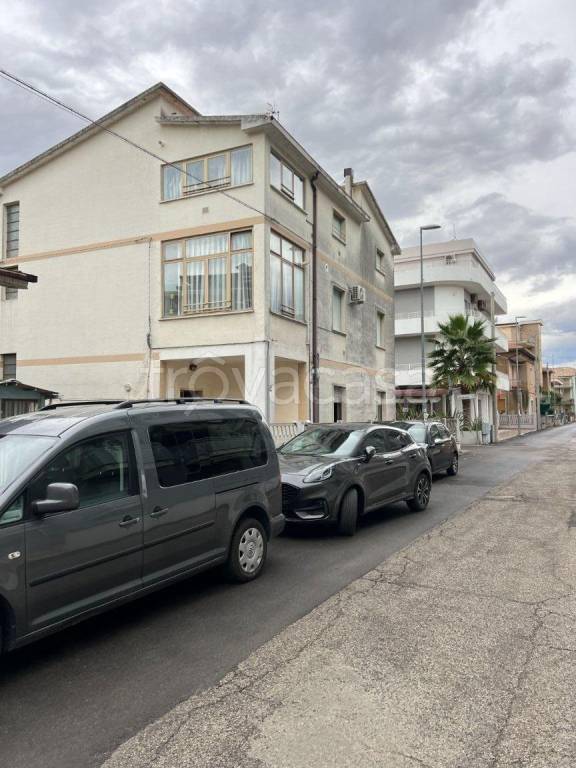 Appartamento in vendita ad Alba Adriatica via Firenze, 15