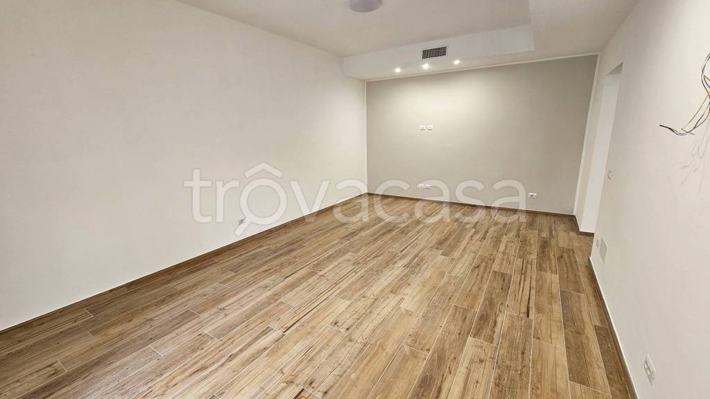 Appartamento in vendita ad Aprilia via San Michele