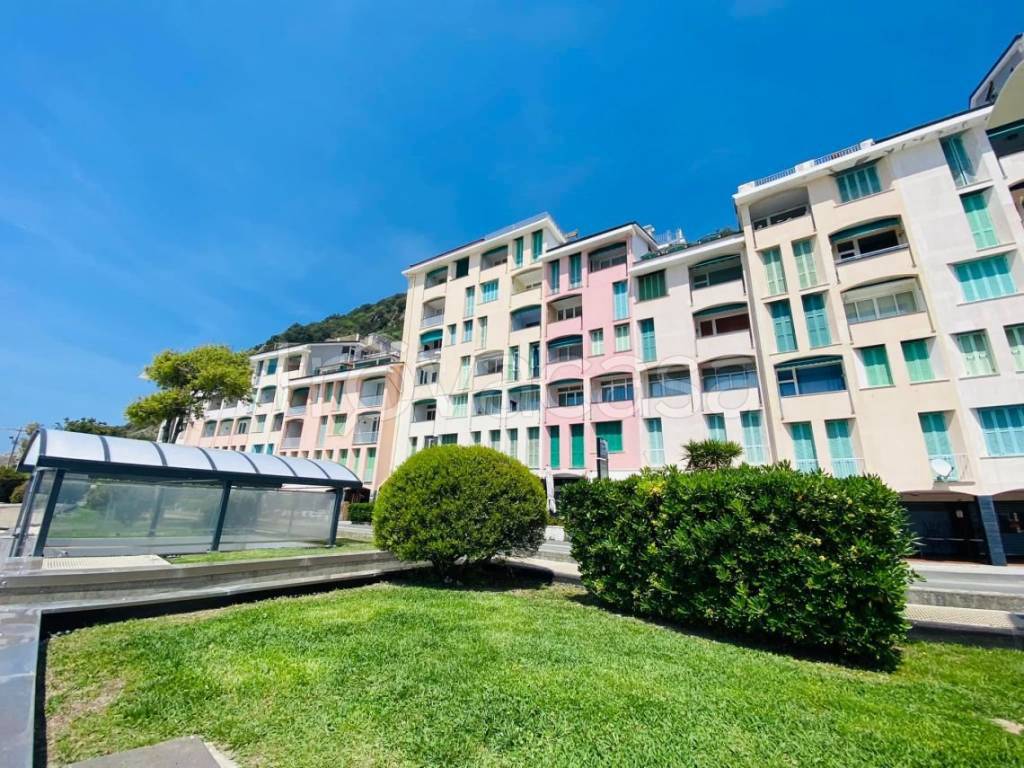Appartamento in vendita a Deiva Marina lungomare