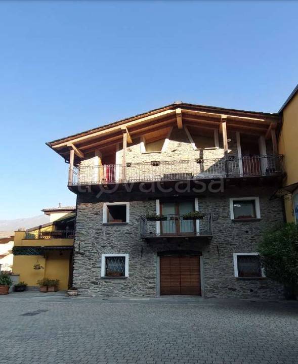Appartamento all'asta a Cosio Valtellino via Brugnini