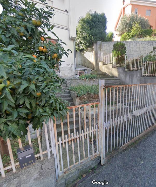 Appartamento all'asta a Castrolibero via Laos