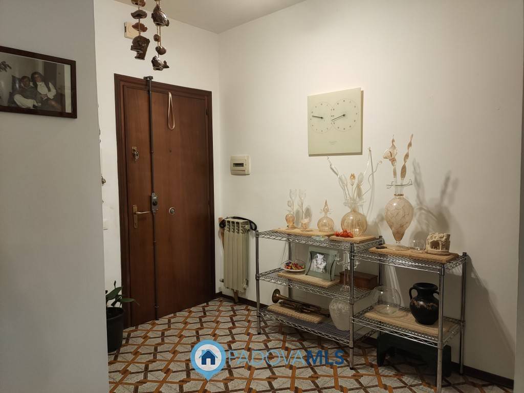 Appartamento in vendita ad Abano Terme via Andrea Previtali