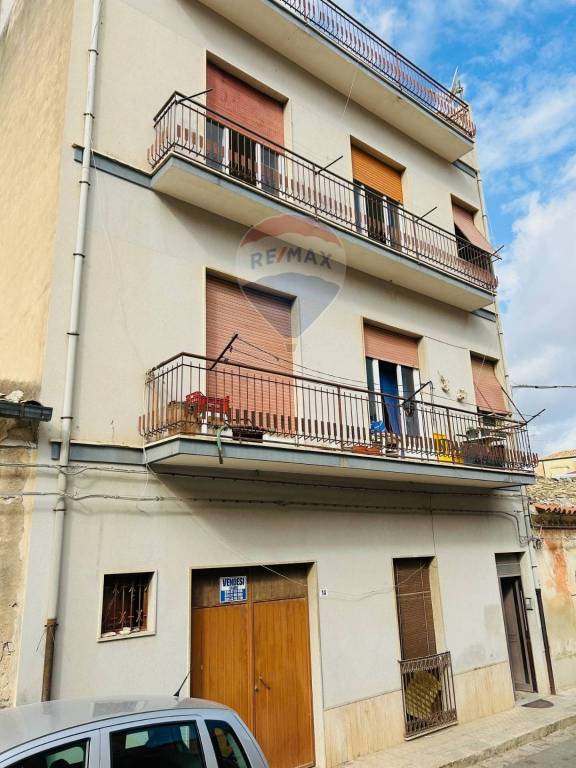 Casa Indipendente in vendita a Comiso via vittorio veneto, 12