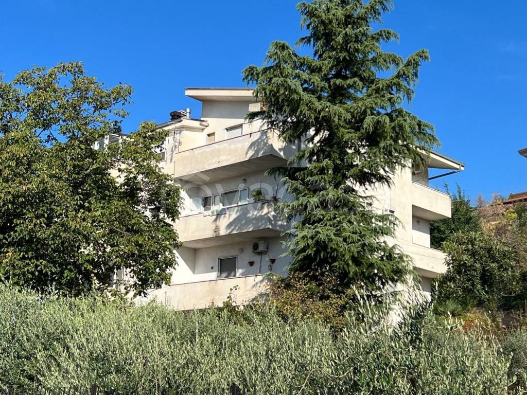 Appartamento in in vendita da privato a Marsicovetere via Guglielmo Marconi, 43