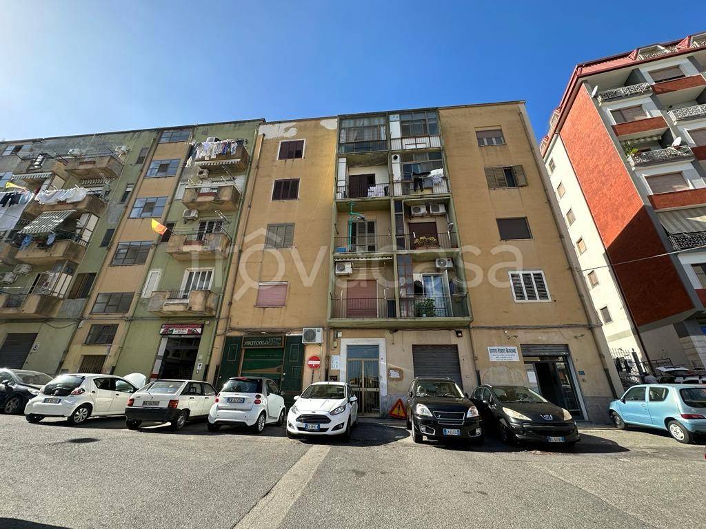 Appartamento in vendita a Catanzaro via Francesco Cilea, 6