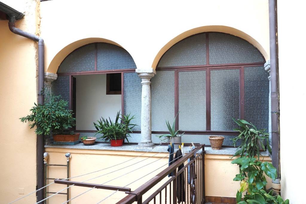 Appartamento in vendita a Ghiffa via Camillo Benso di Cavour, 2