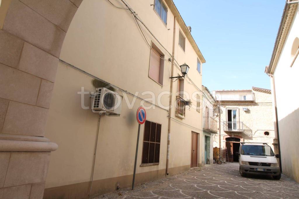 Casa Indipendente in in vendita da privato ad Acquaviva Collecroce via Fontana, 1