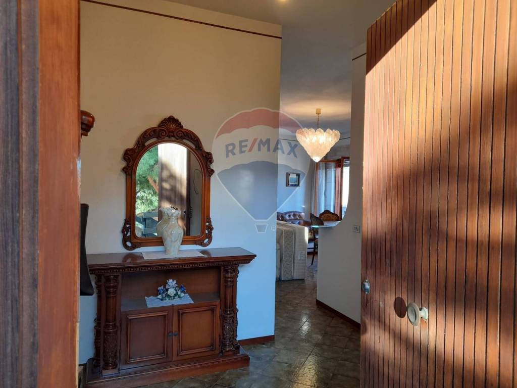 Appartamento in vendita ad Aci Castello via recupero, 5